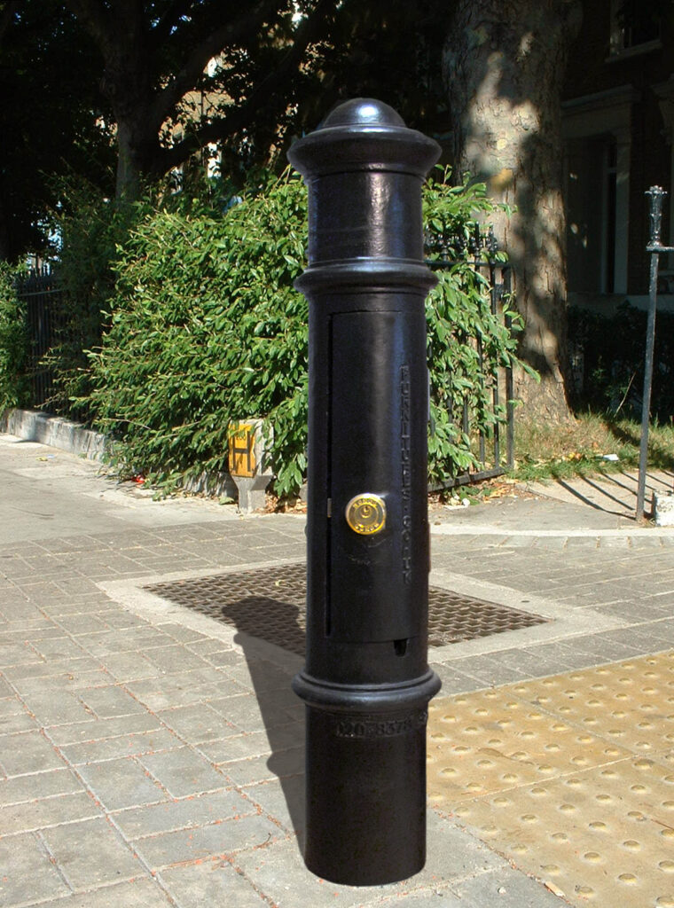Bollards | Furnitubes